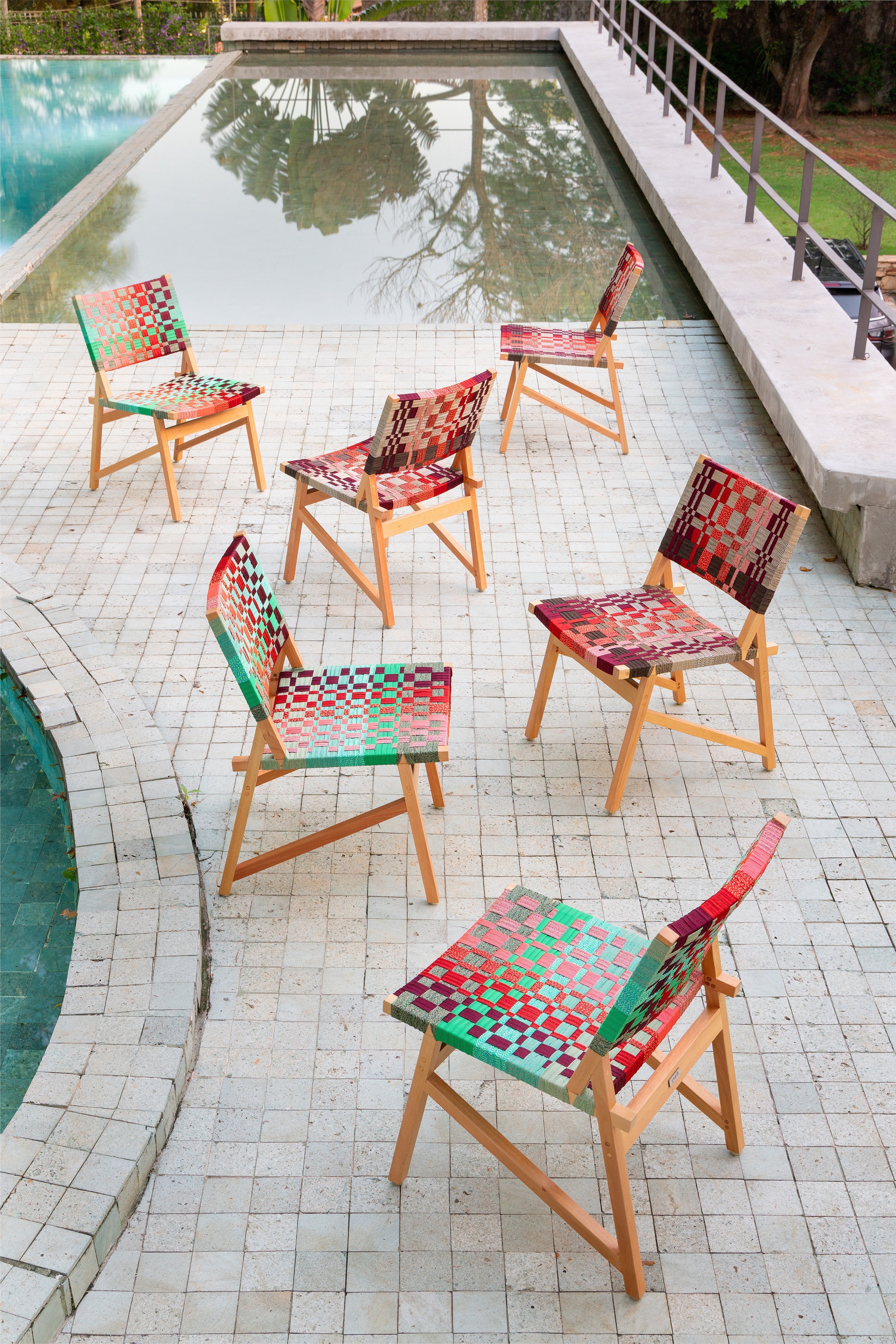The largest color palette on the market: At Tidelli, we customize it y