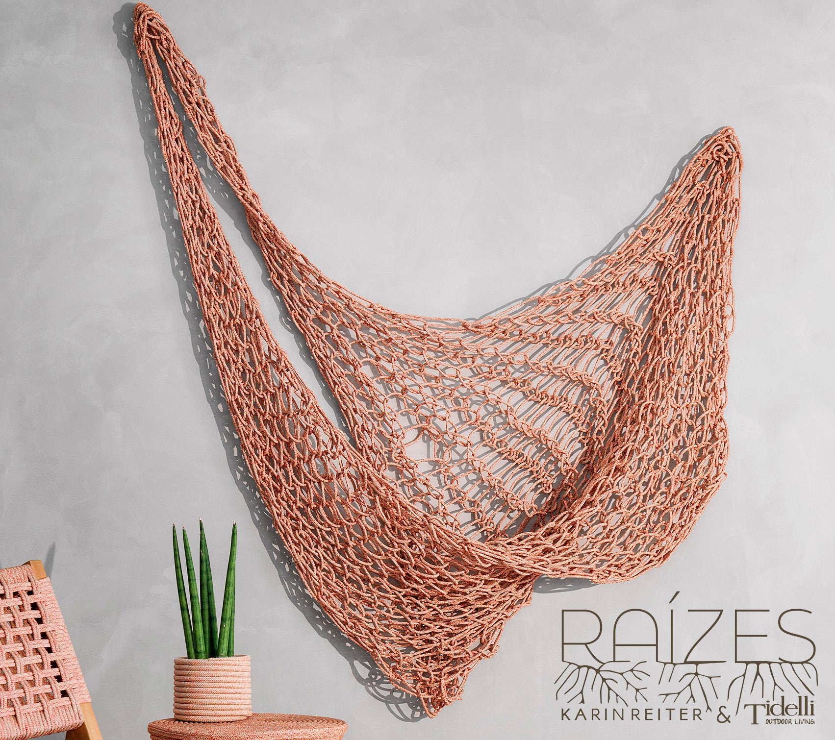 Wall Sculptures in Nautical Rope: Art and Architecture Mark Tidelli’s